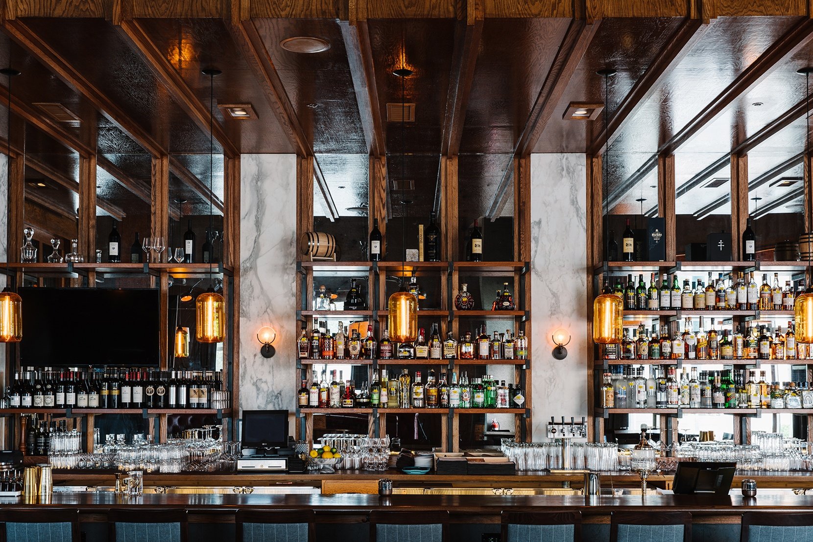 Niche Restaurant Lighting